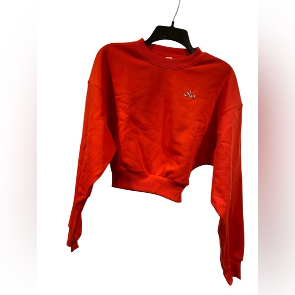 ALO Yoga | Tops | Nwt Alo Yoga Cropped Accolade Crewneck Bright Red ...